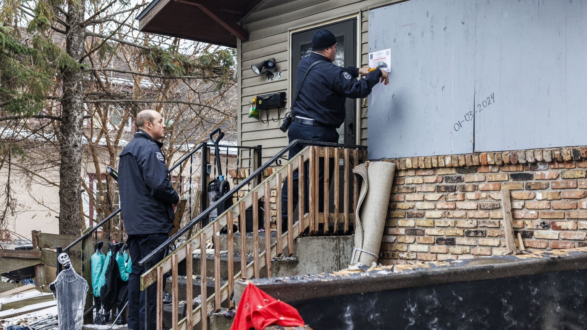 One of seven people pulled from burning home in St. Paul dies from ...