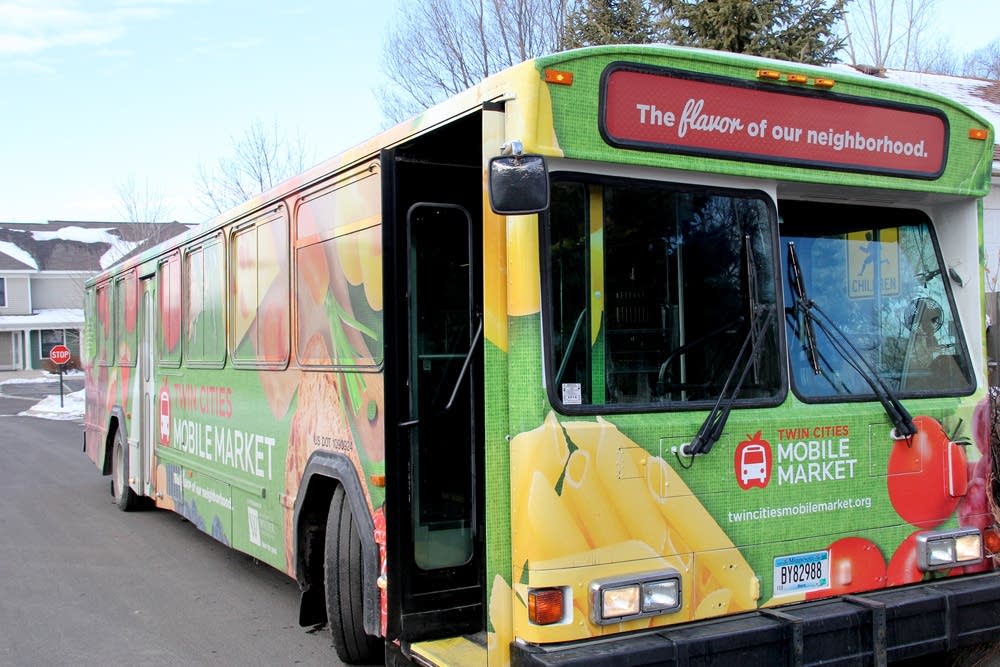 Bus grocery store aims to close gaps in the food system | MPR News