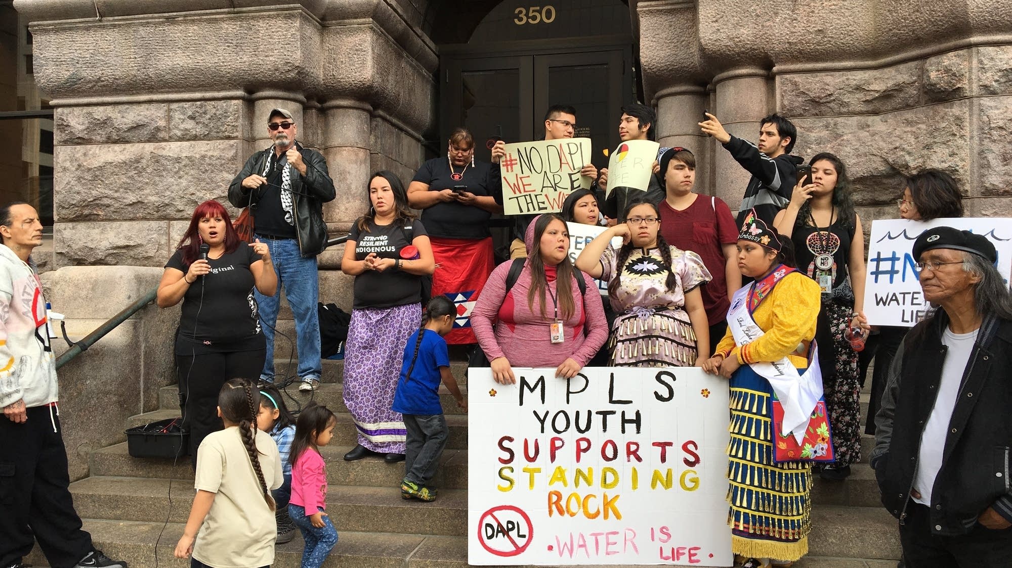 Demonstrators echo N.D. pipeline protest at Minneapolis City Hall | MPR ...