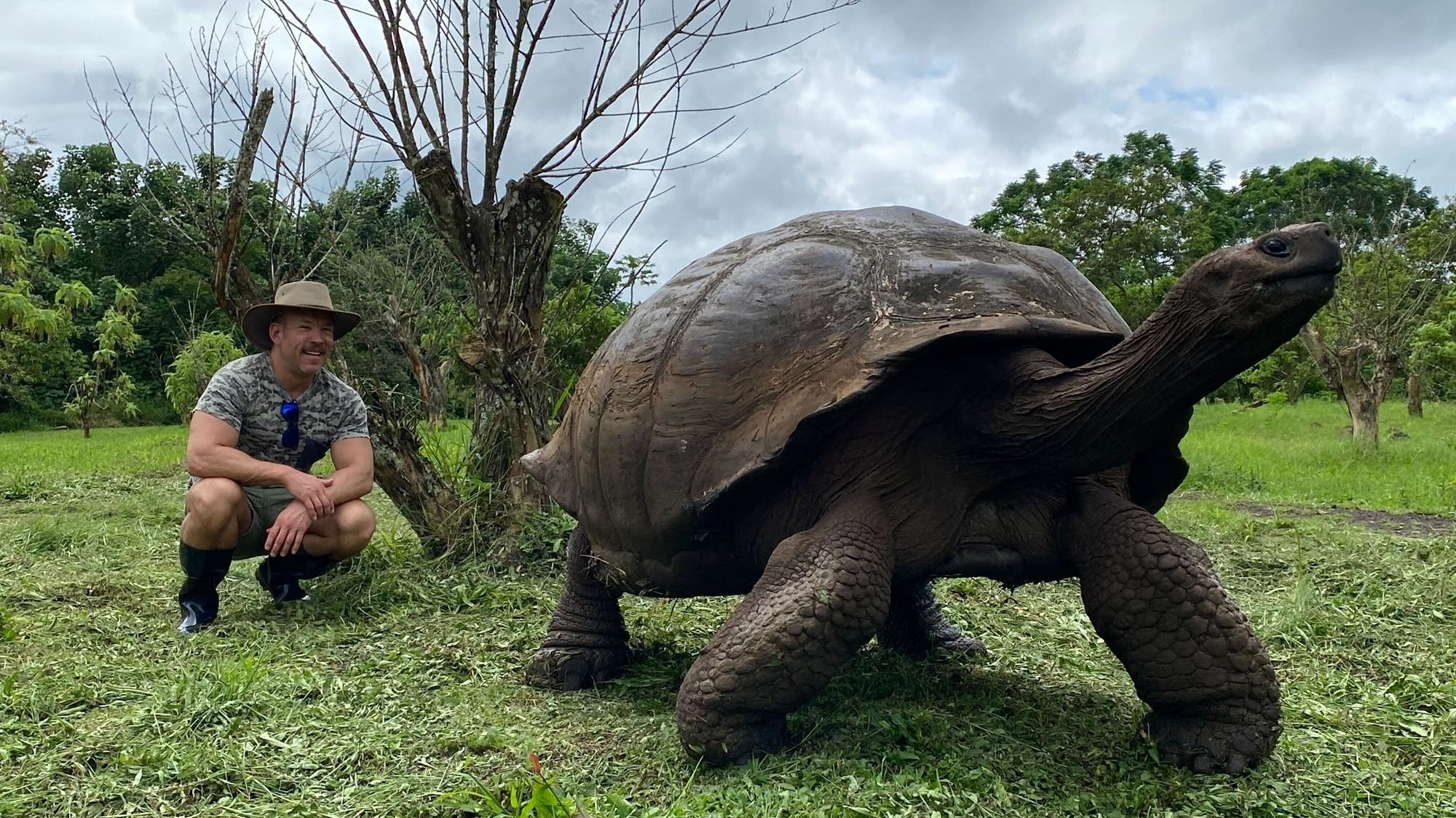 Super current El Niño and climate change hit the Galapagos Islands ...