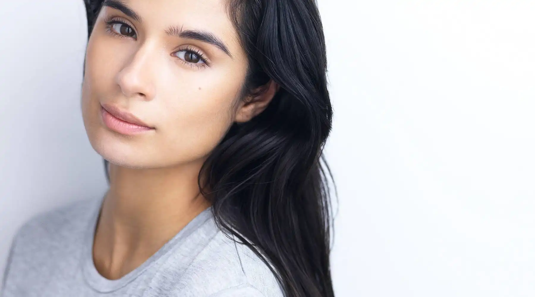 ‘OITNB’ star was alone at age 14 after parents were deported