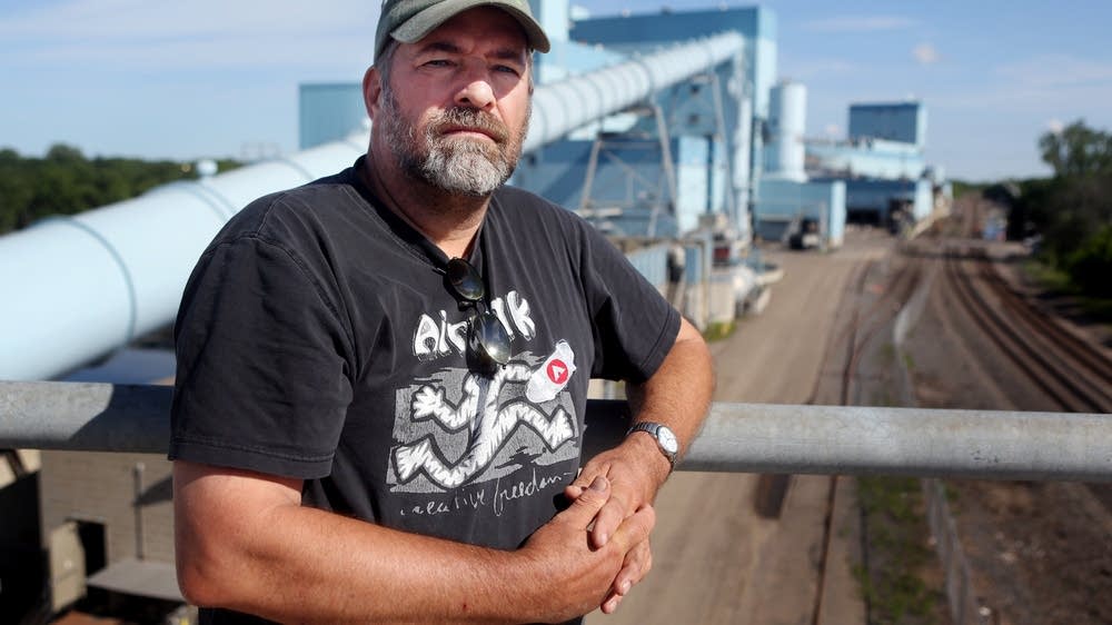 Sartell residents wait for word of paper mill's future | MPR News