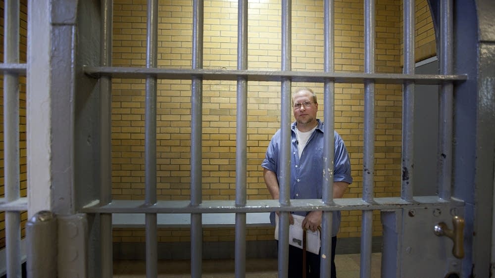 Minn. inmate time served up 38 percent since 1990 | MPR News