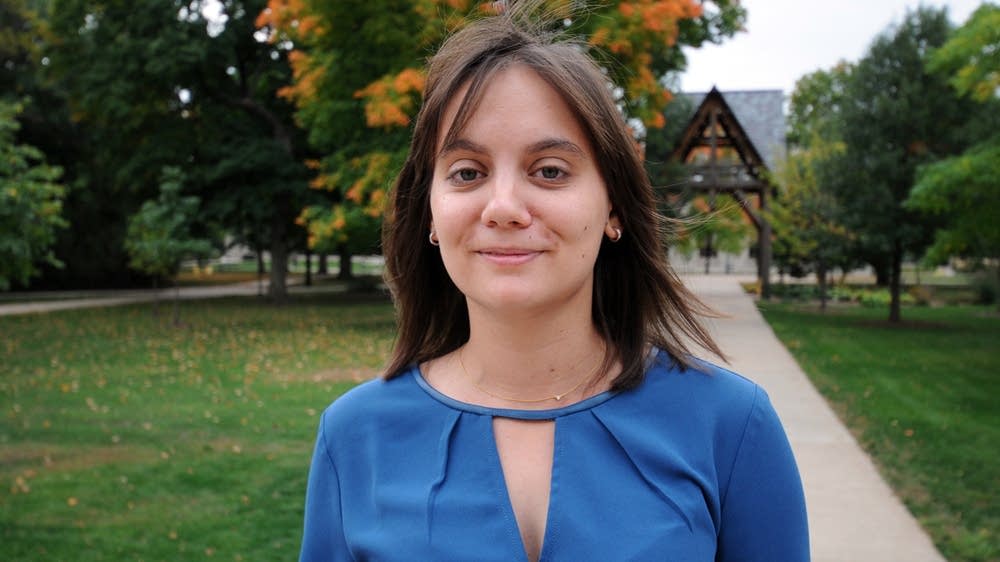 Violinist Francesca Anderegg follows her passion from Juilliard to St. Olaf