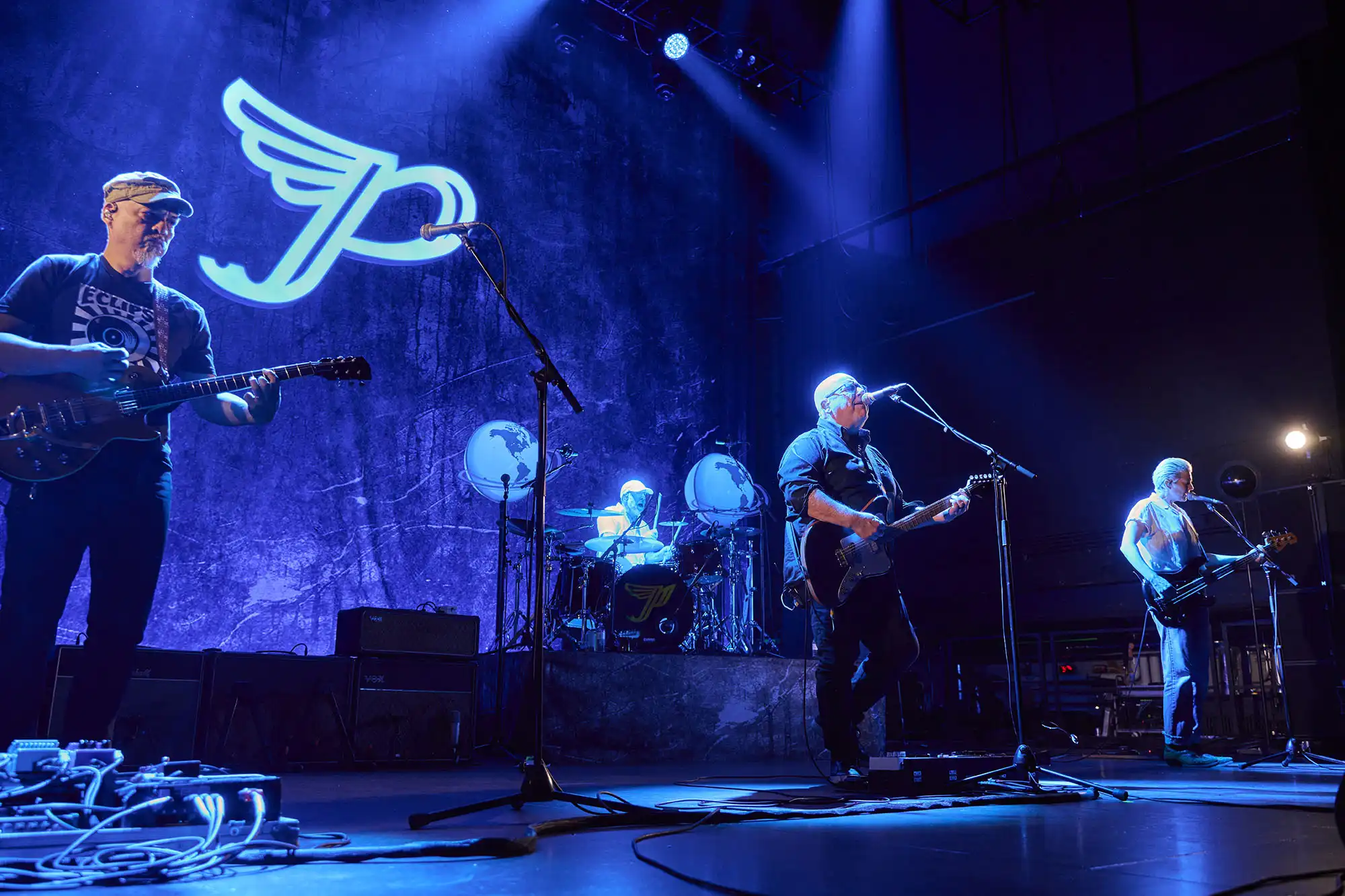 Photos: Pixies play 'Bossanova' and 'Trompe le Monde' at the Palace