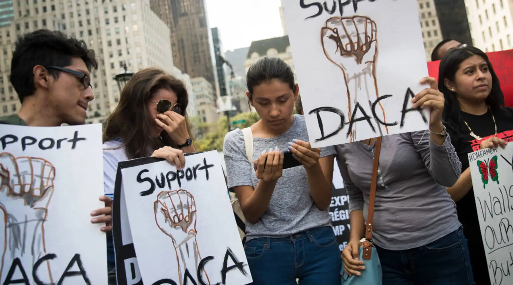 Crowdsourcing to help DACA recipients renew their status