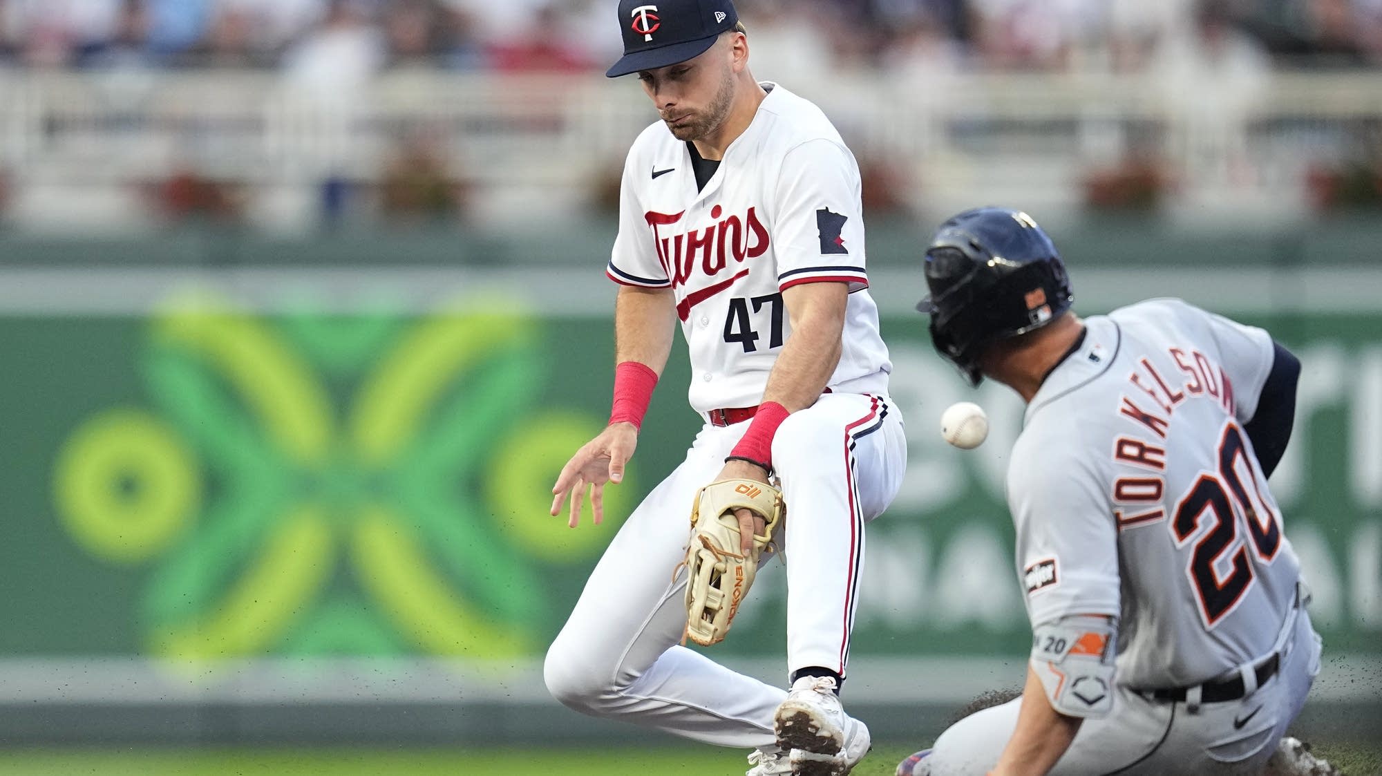 Vierling homers twice, Báez adds a 3-run shot in the Tigers' 7-1 ...