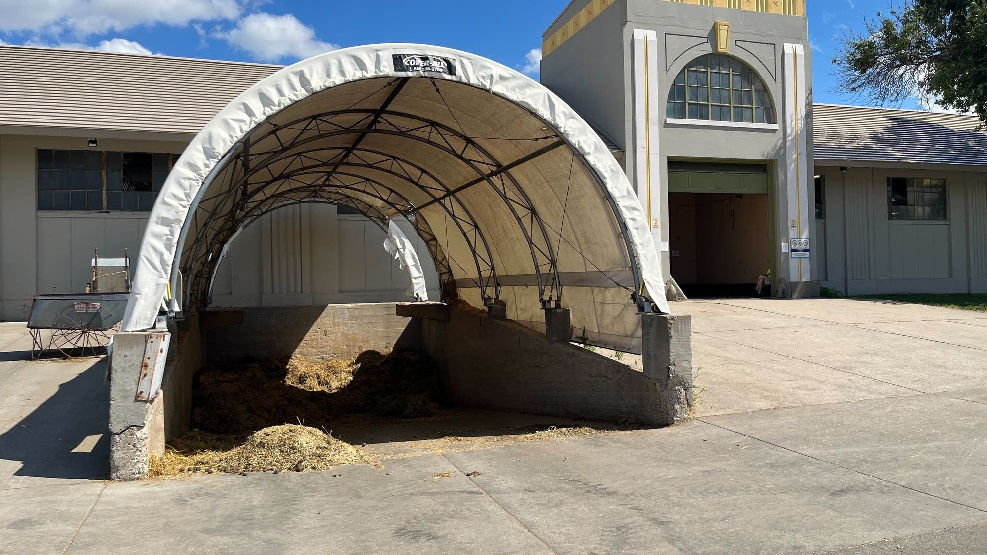 Infrequently Asked Fair Questions: What happens to all the manure at ...