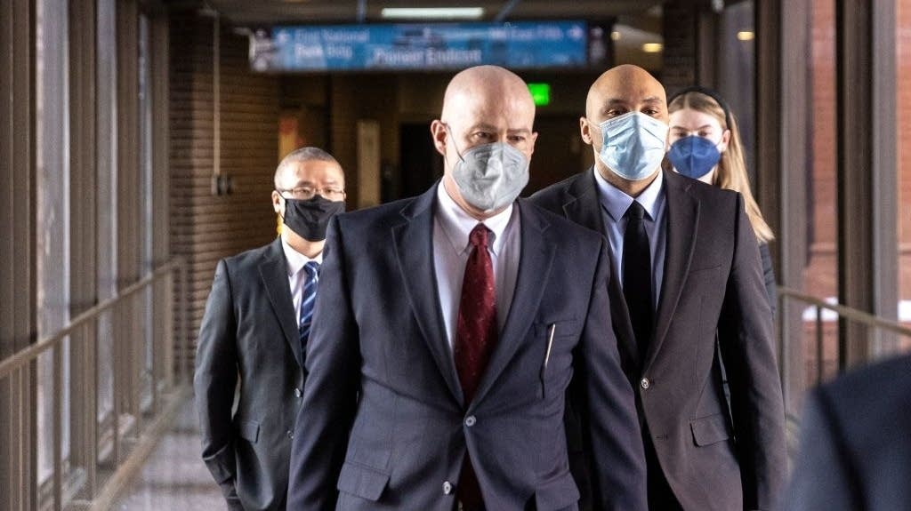 Kueng pleads guilty to aiding manslaughter in George Floyd’s killing ...