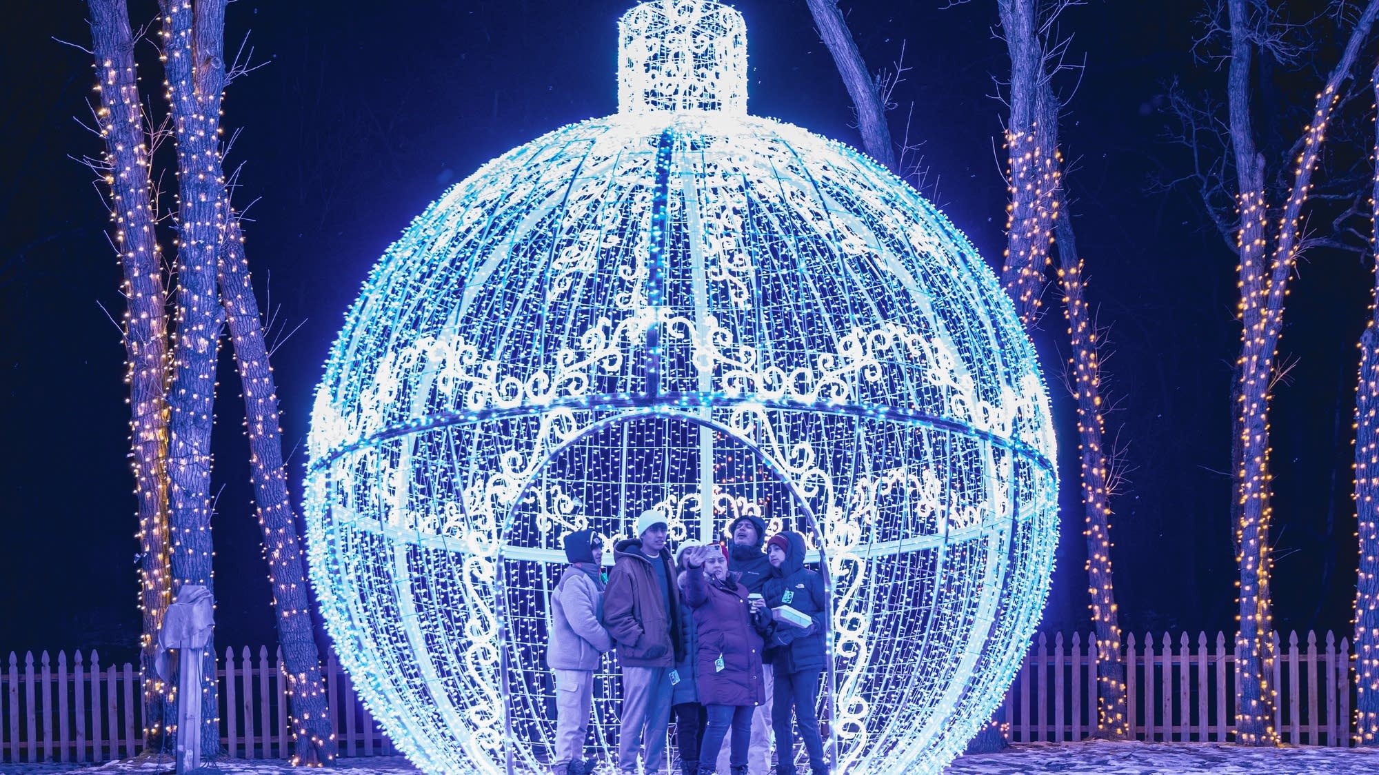 Here's where to find holiday lights, straight from the author of the definitive lights guide ...