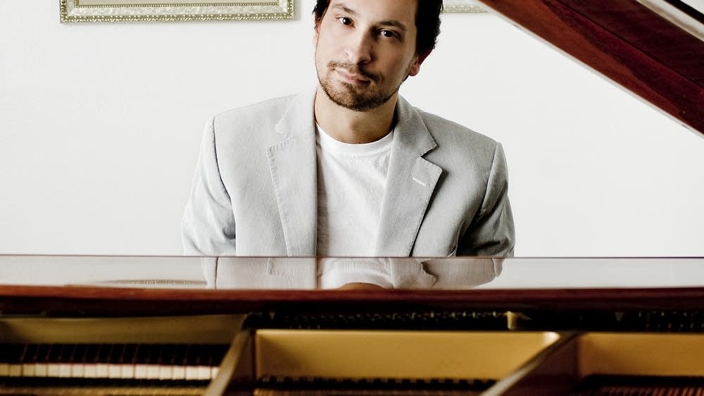 Jim Dooley and Infamous on Top Score