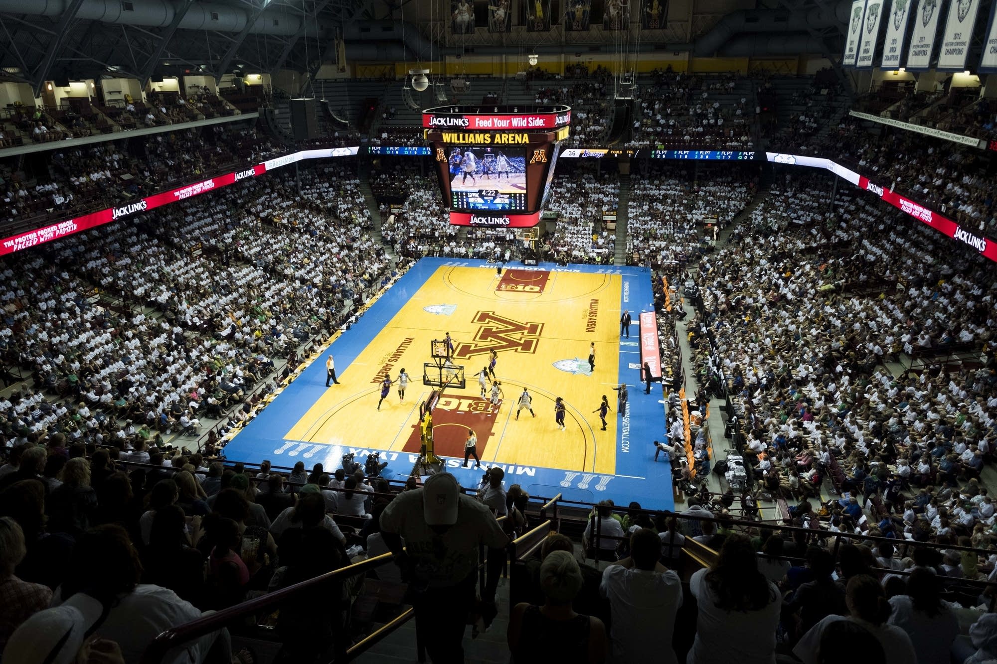 Photos: Lynx lose squeaker in game one of finals | MPR News