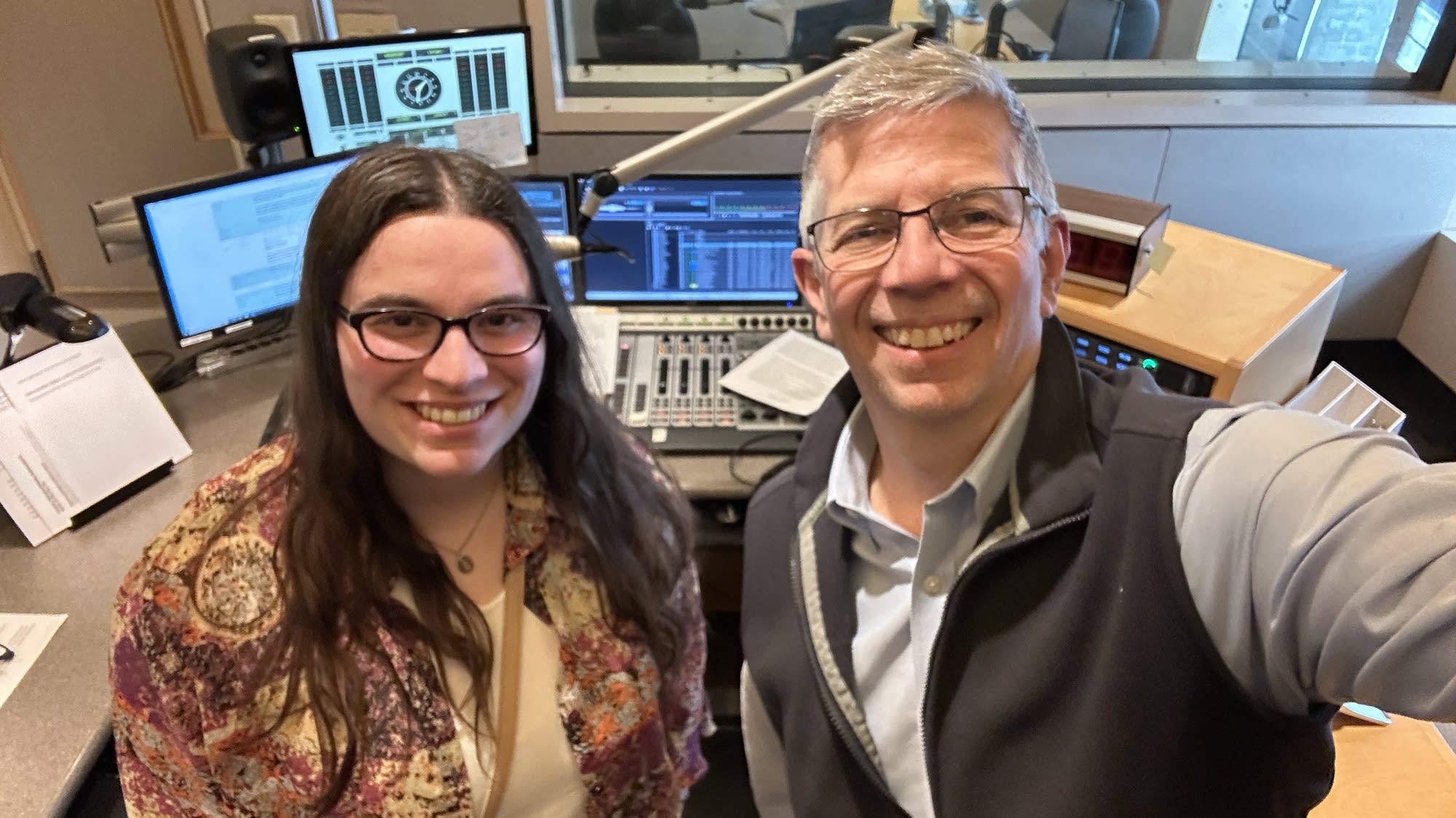 Friday Favorites: Listener requests with Project DJ co-host Jenna Kavouras