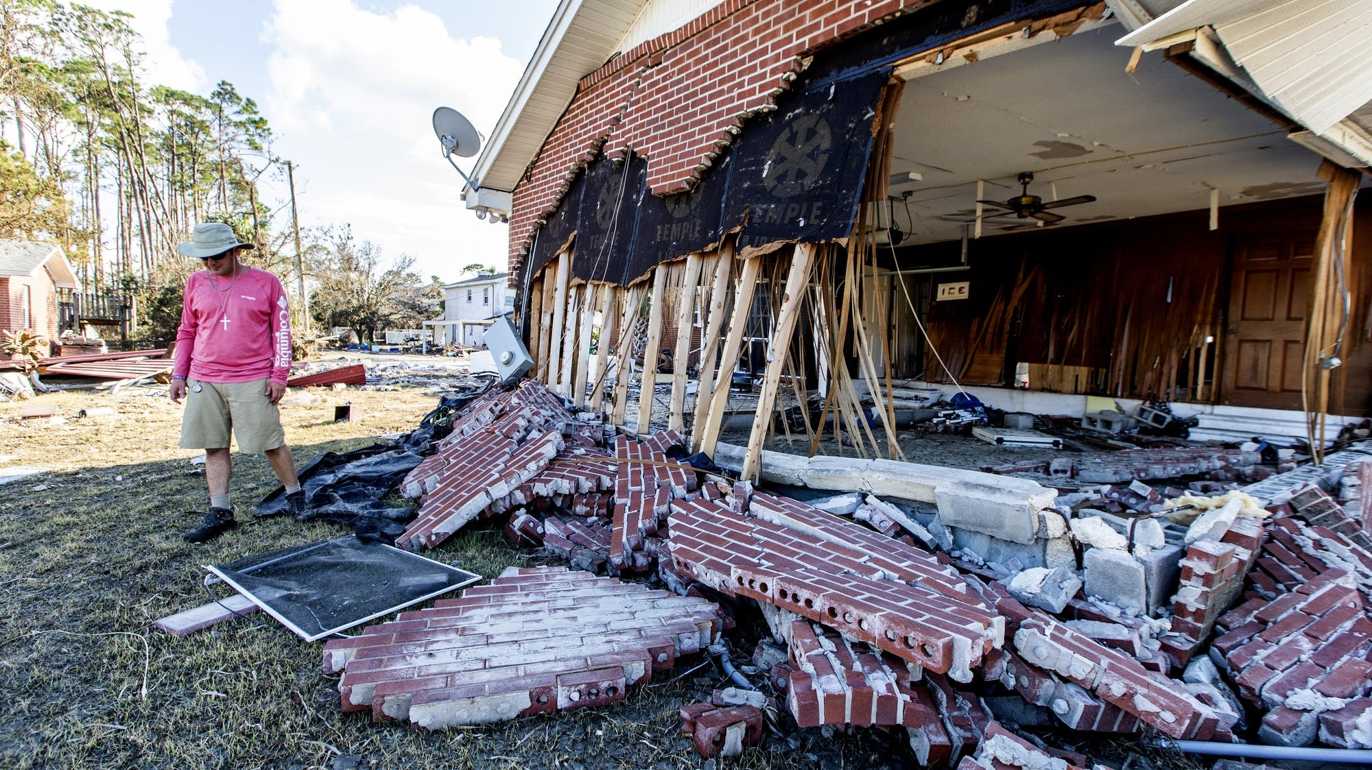 Four days after hurricane, large swath of Florida Panhandle suffering ...