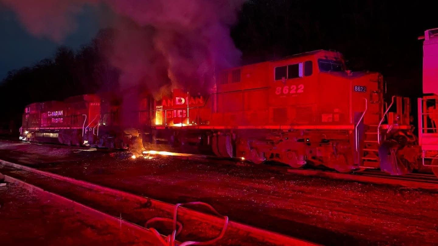 Locomotive destroyed by fire along rail line in St. Paul | MPR News