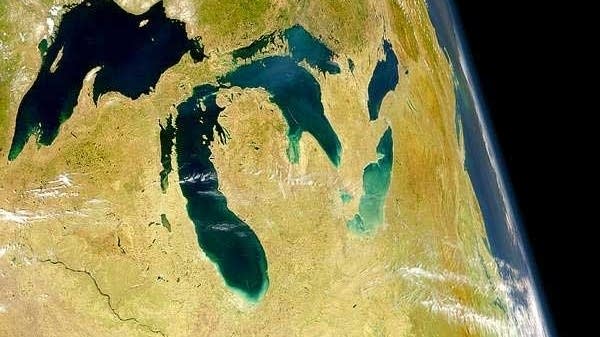 CDC releases Great Lakes pollution report citing health problems | MPR News