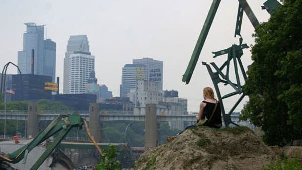 Historians ponder how to document the bridge collapse | MPR News