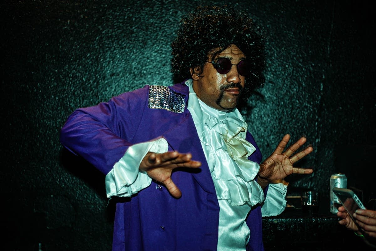 Prince fans dance the night away at First Avenue, family parties