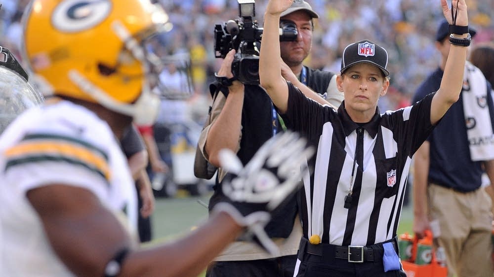 Eastin breaks NFL's on-field gender barrier | MPR News