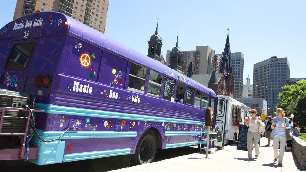 Get in the queue for the Magic Bus Cafe; food trucks frequent Twin ...