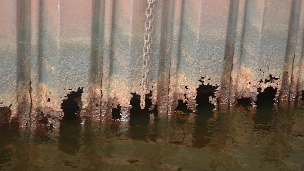 Dissolved copper may be causing rusting of Duluth harbor steel | MPR News