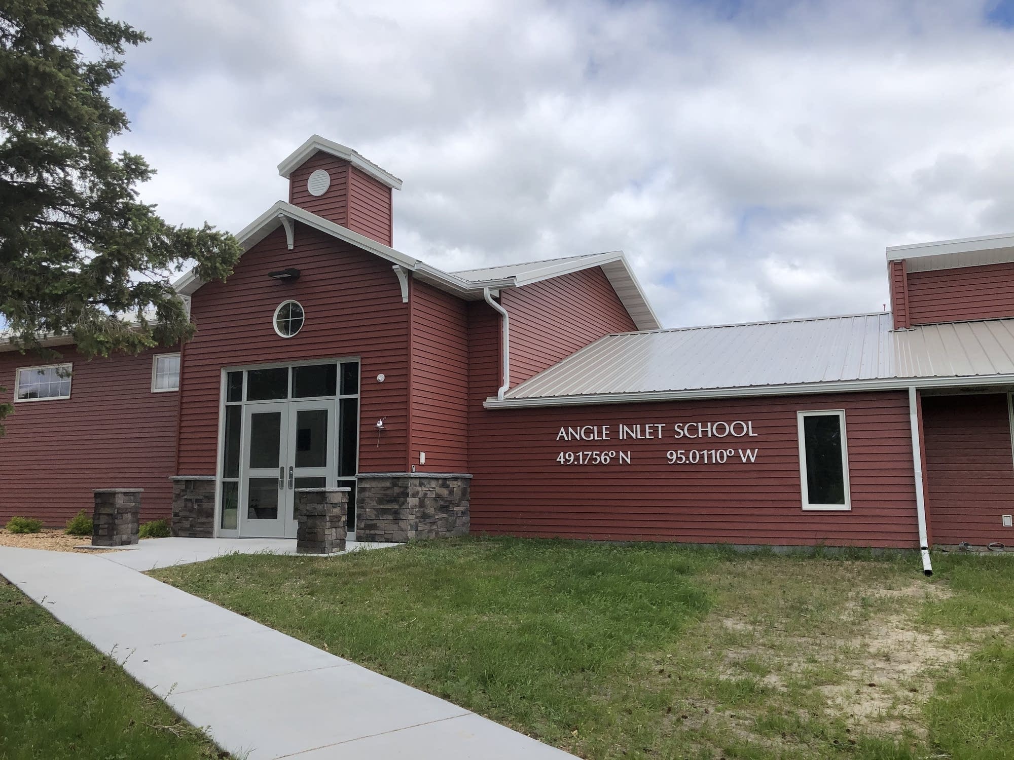 Northwest Angle first isolated by geography, now by COVID-19 | MPR News