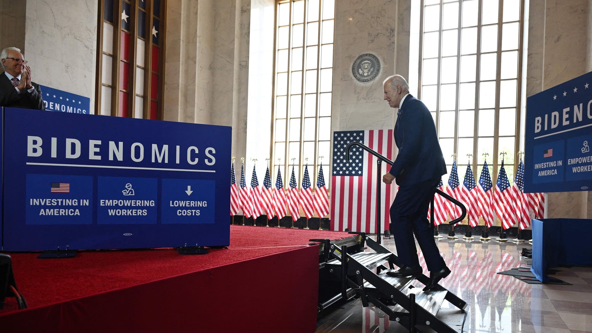 Why the messaging around “Bidenomics” might not be working
