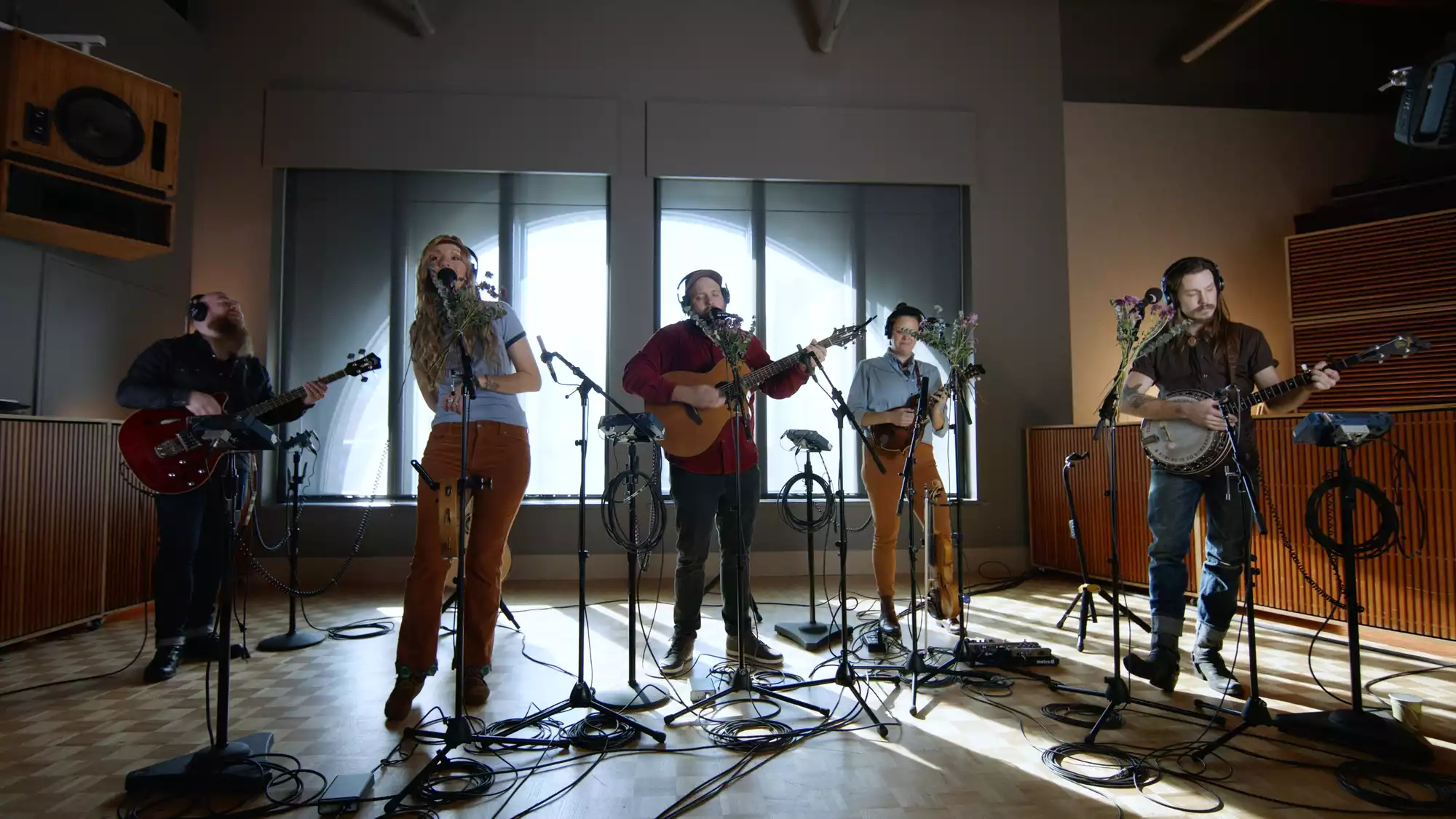 Maygen and the Birdwatcher perform in The Current studio
