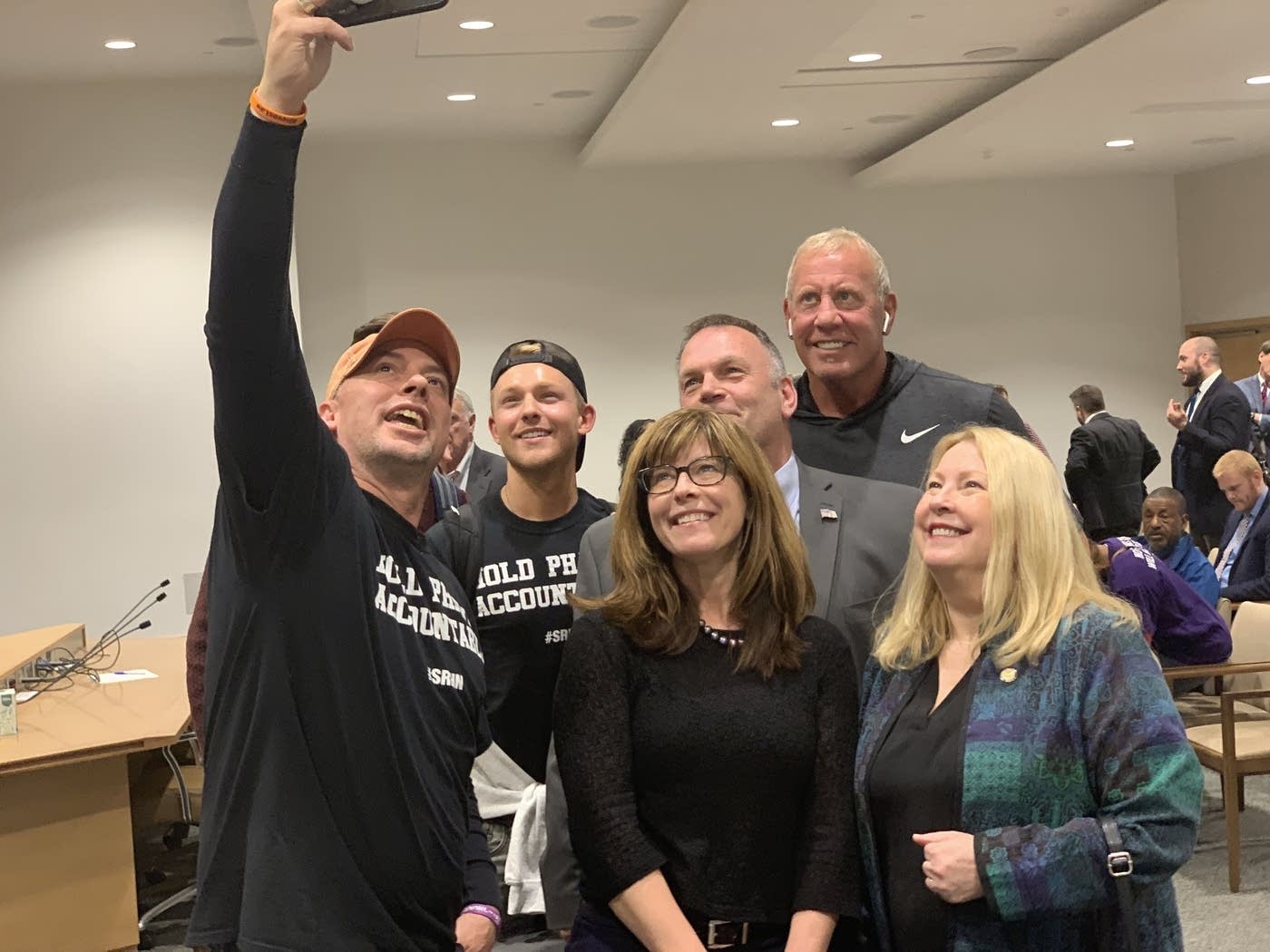 Data: Nearly 1 billion pain pills flooded Minnesota during height of ...