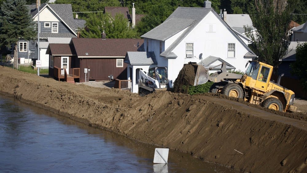 N.D. flooding forces some Minn. companies to relocate | MPR News