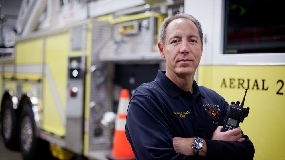 In Brooklyn Park, tight budget spurs unionization effort | MPR News
