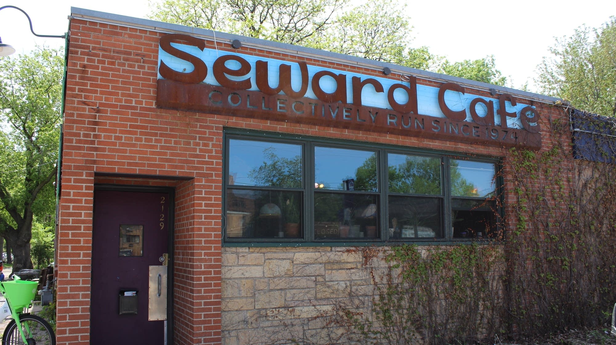 Minneapolis cafe, worker-run since 1974, reopens with new vision (and ...