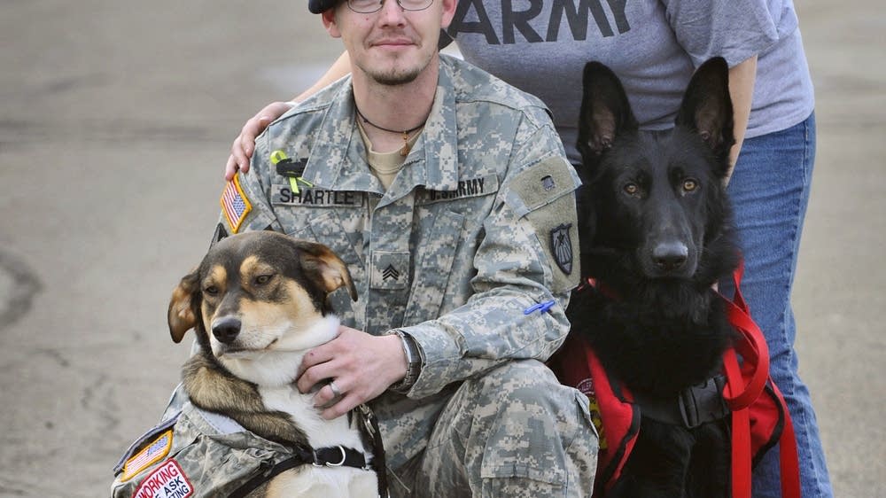 Couple wants to turn troops' uniforms into vests of honor for service ...