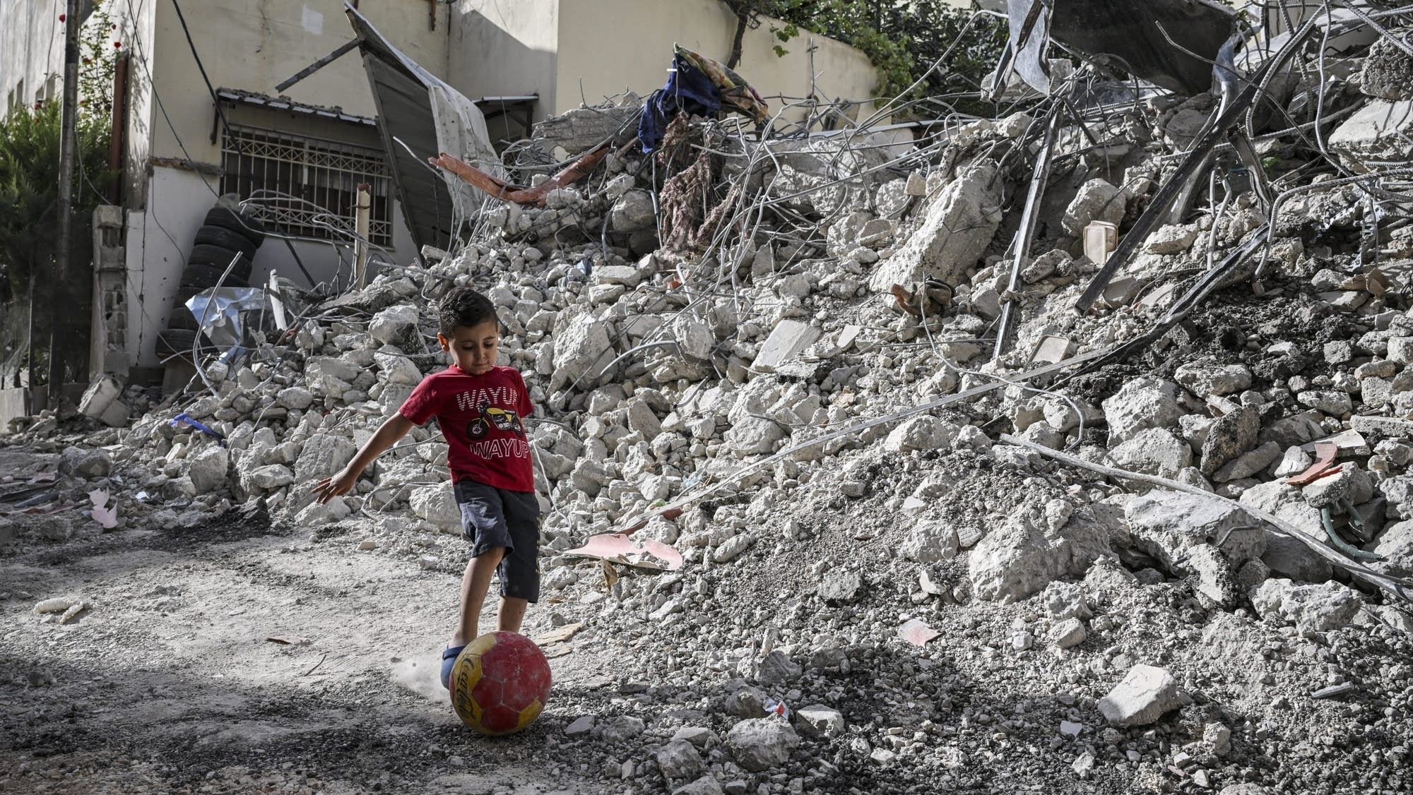 The toll war has taken on the economies of Gaza, the West Bank ...