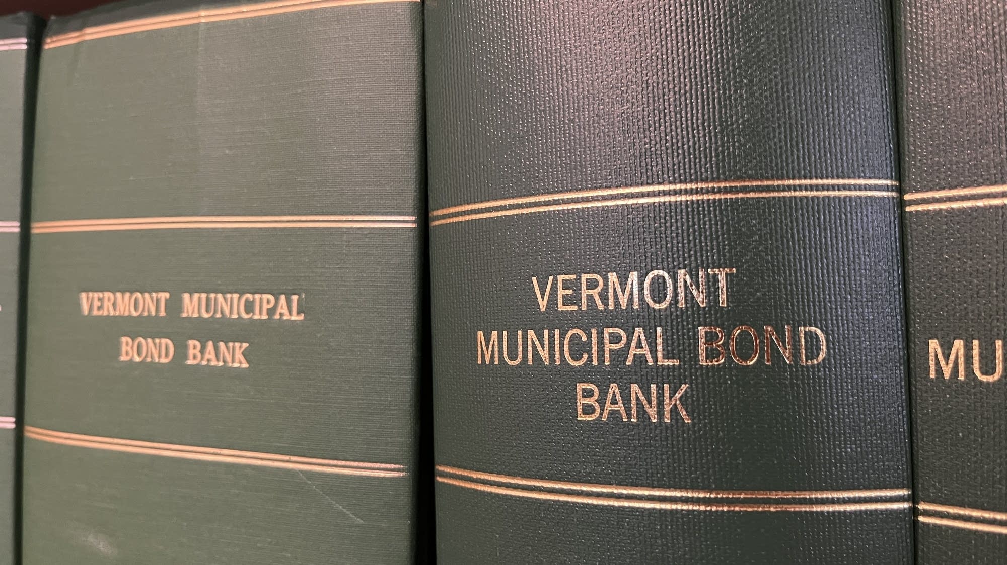 Behind the scenes of a municipal bond sale