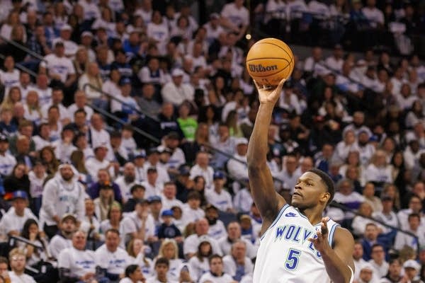 Maus Shoots For Princess Kay Nod in First Competition | KNSI