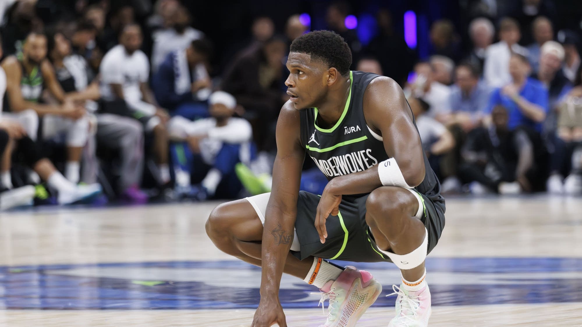 Mavericks top Timberwolves 124-103, ending Minnesota’s historic playoff ...