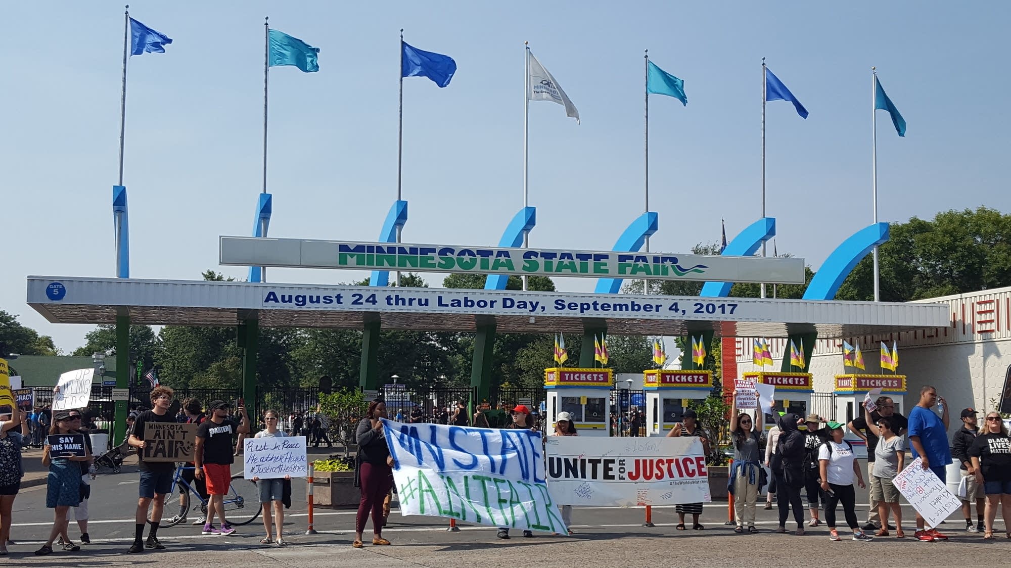 Marchers closed roads near State Fair, want more police accountability ...