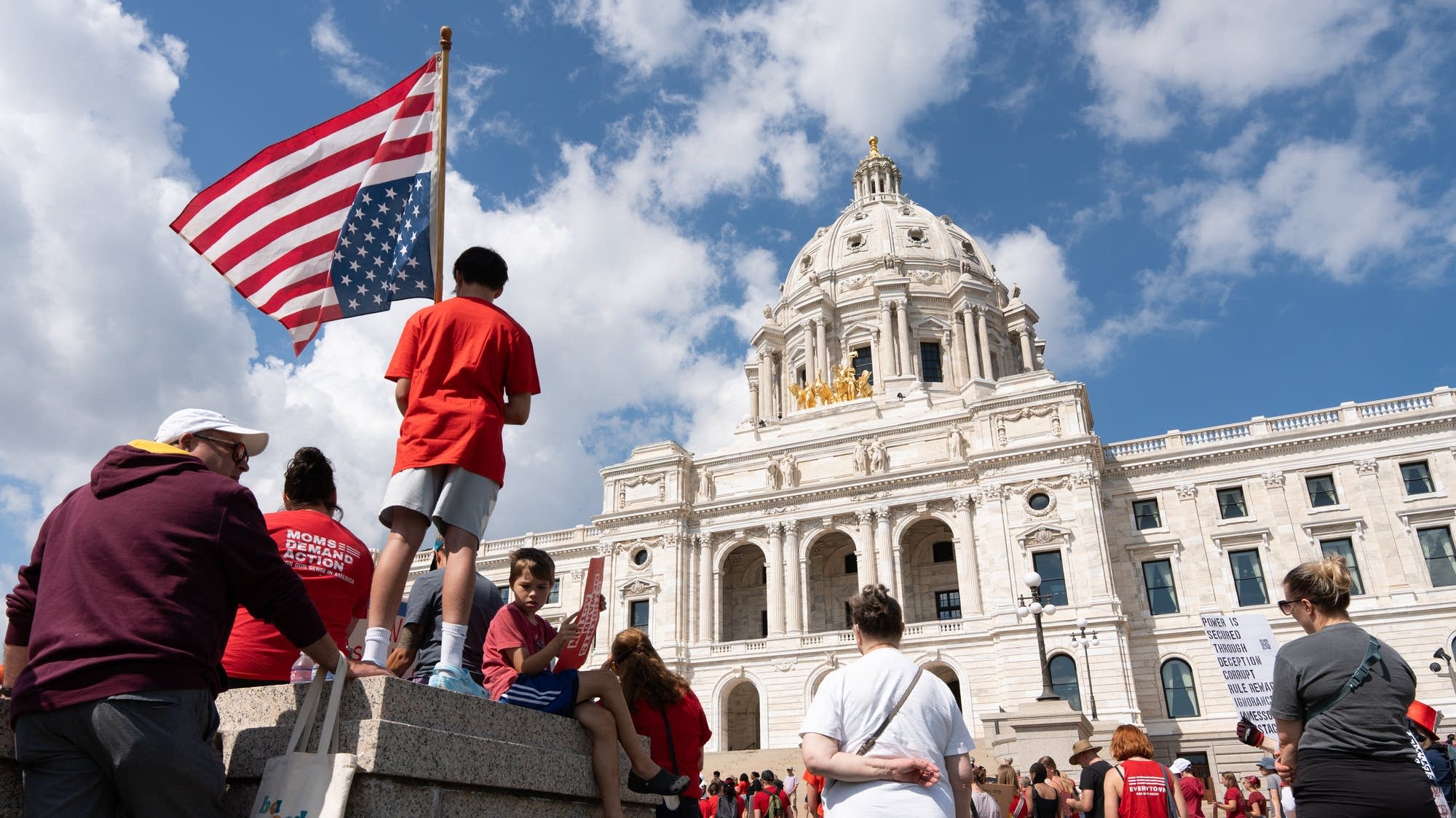 Special session talks over Minnesota gun laws falter | MPR News