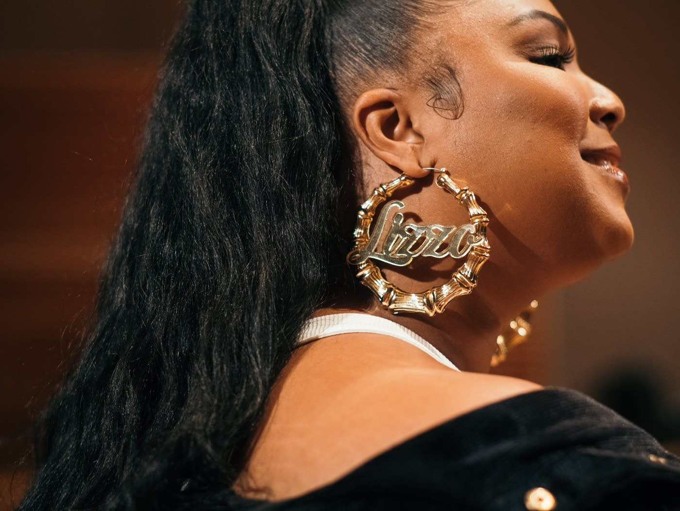 Lizzo performs rare acoustic set in The Current studio | The Current