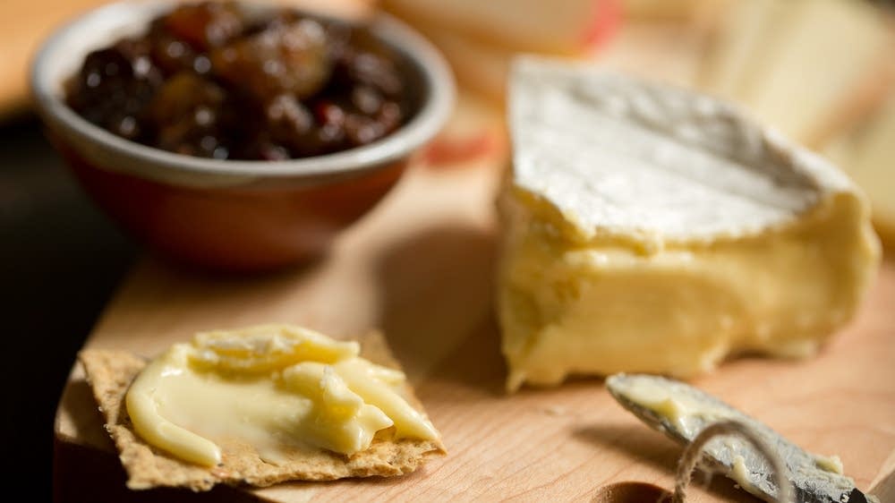 Appetites: The beginner's guide to making a dessert cheese plate | MPR News