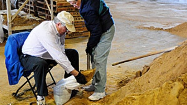 The art of sandbagging | MPR News
