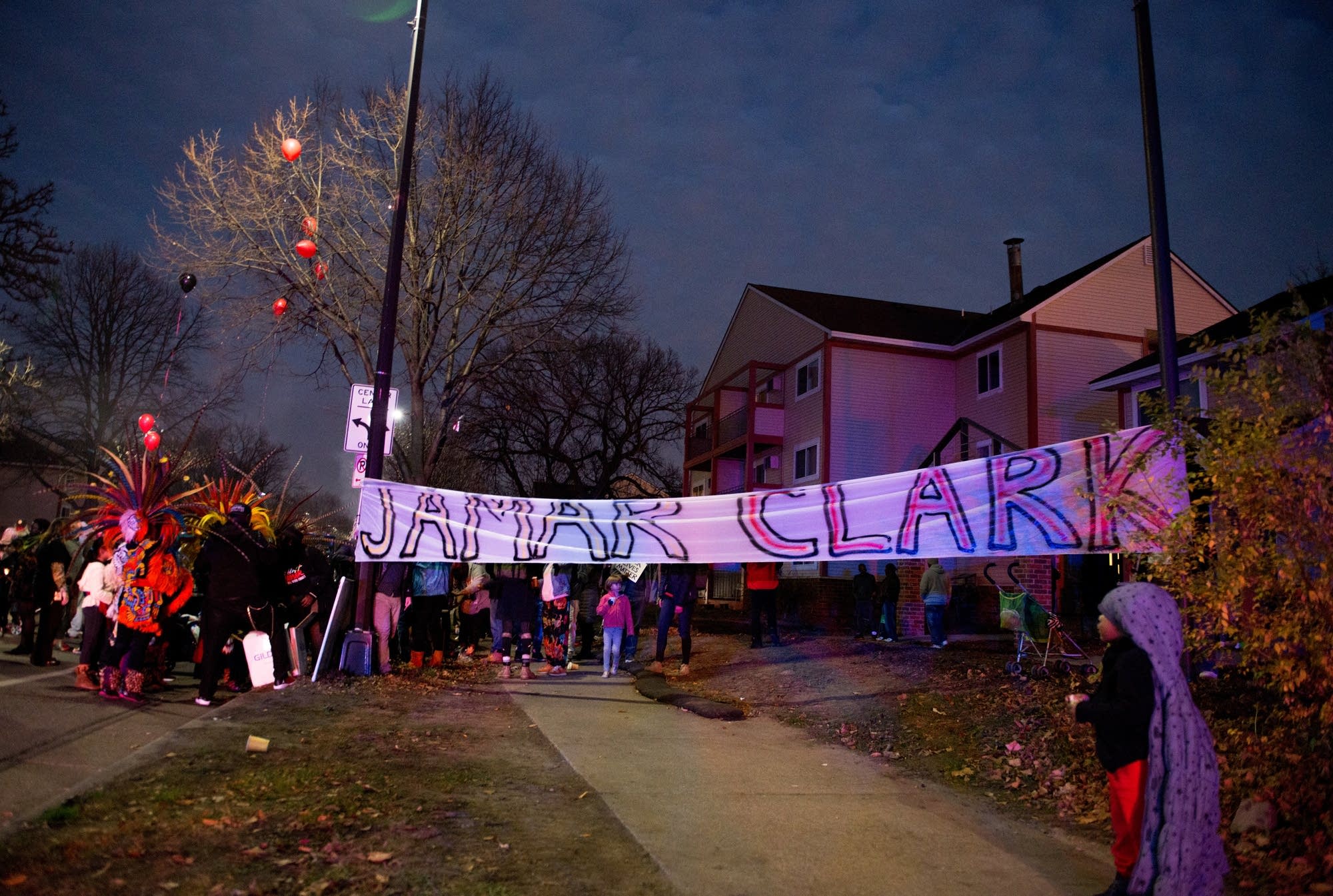 Photos: Remembering Jamar Clark, one year later | Minnesota Public ...