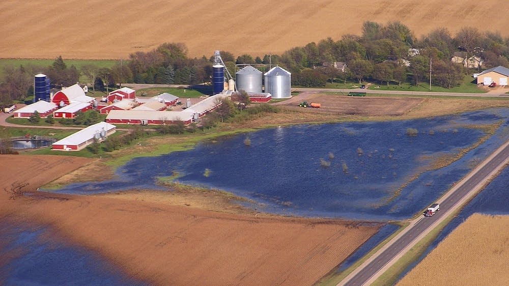Flooding puts soybean, corn harvest behind schedule | MPR News