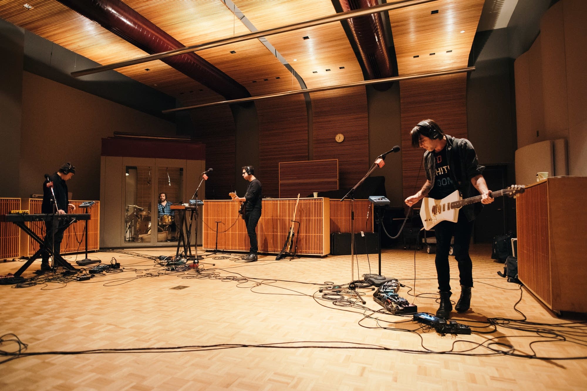 Wolf Parade get the band back together