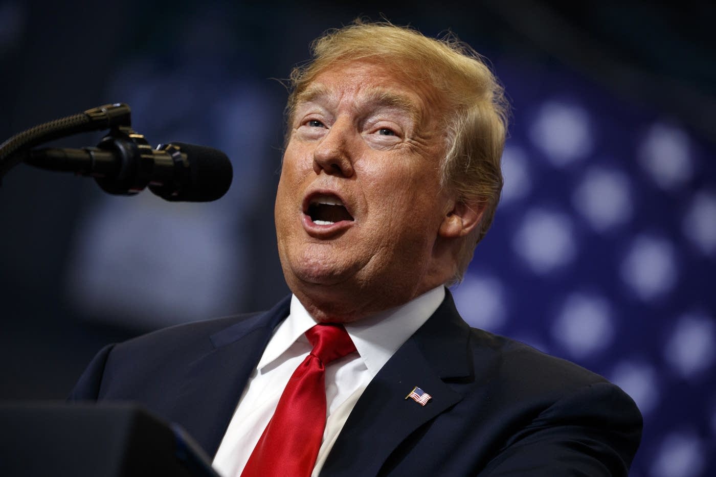 Comedian says he prank-called Trump aboard Air Force One | MPR News