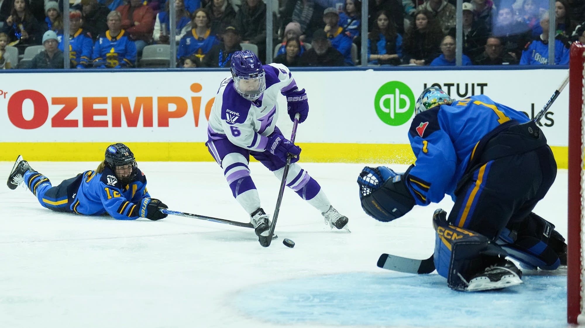Minnesota Frost beat the Toronto Sceptres 3-2 | MPR News