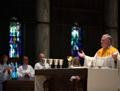 Minneapolis Basilica celebrates Mass, special ties to new Pope Francis ...