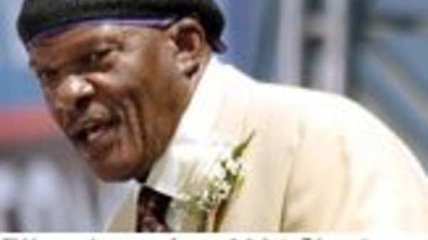 Minneapolis to settle lawsuit from ex-Viking Eller | MPR News