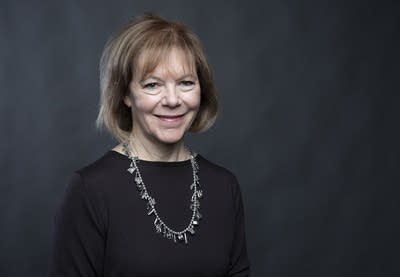 Sen. Tina Smith on health care, impeachment and 2020 | MPR News